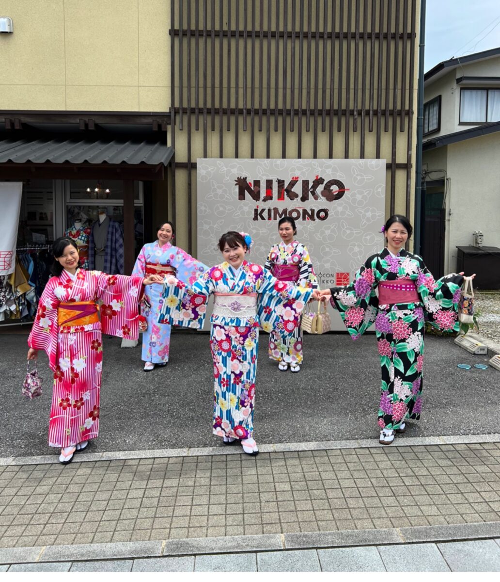 華やか5名様！女子旅さんお着物スタイル！ | COCON NIKKO